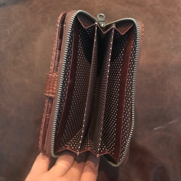 daytimer | Bags | 5 For 25 Sale Daytime Leather Wallet | Poshmark